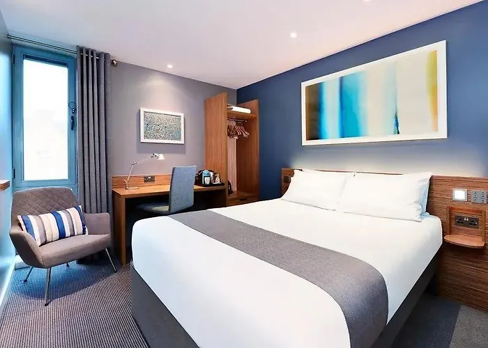 HOTEL TRAVELODGE LONDON DOCKLANDS, LONDON